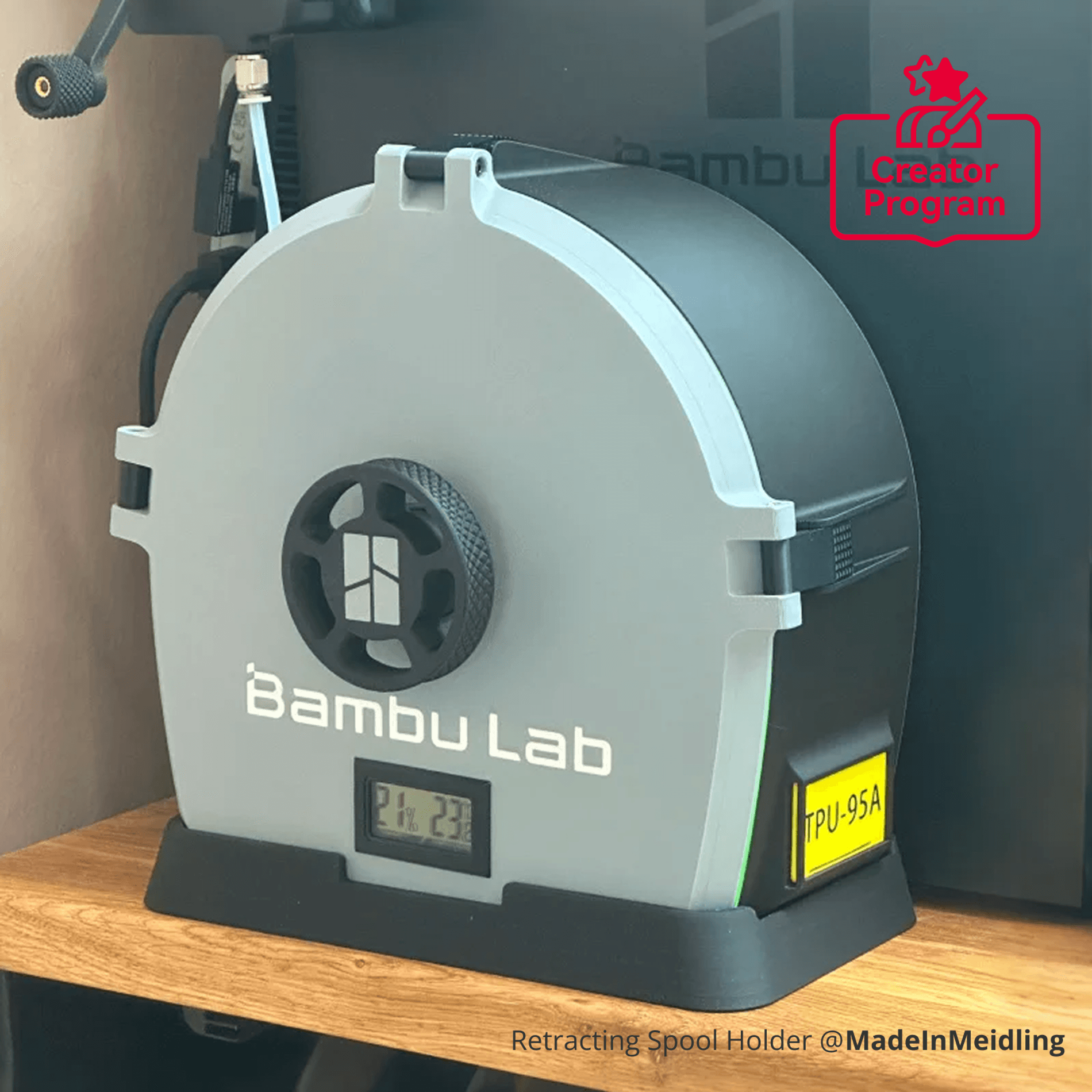 Retracting Spool Holder | Bambu Lab EU Store